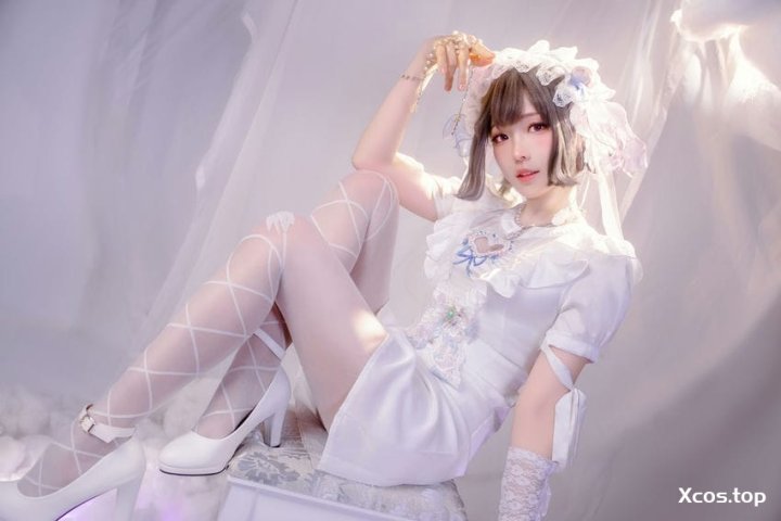 ElyEE子 - 雲朵夢境 Cloudy Dreaming [25P+2V-96MB] - Xcos